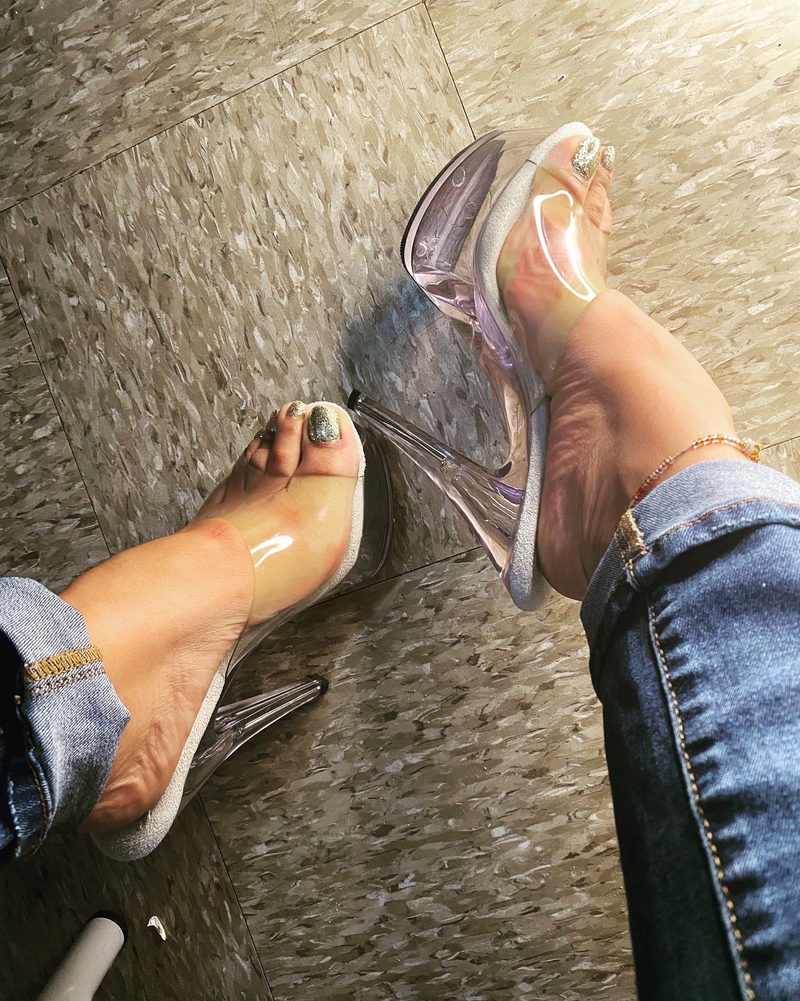 Goddexx Saints Feet