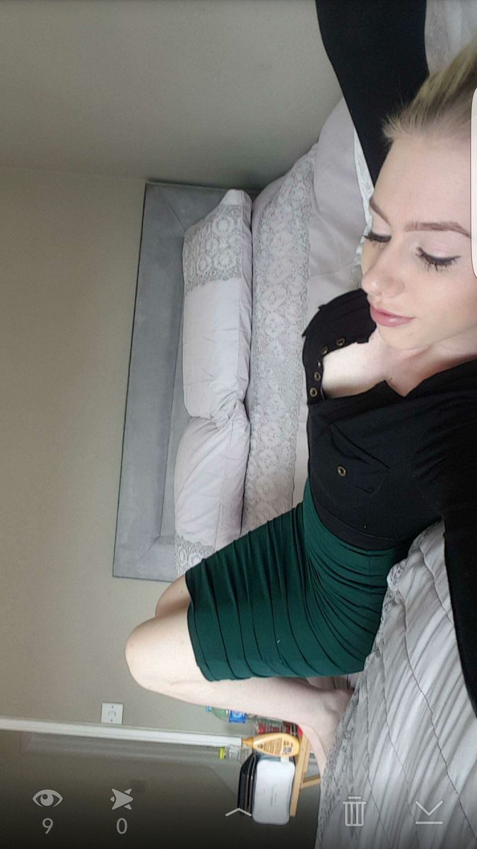 Grace Harpers Feet 5503