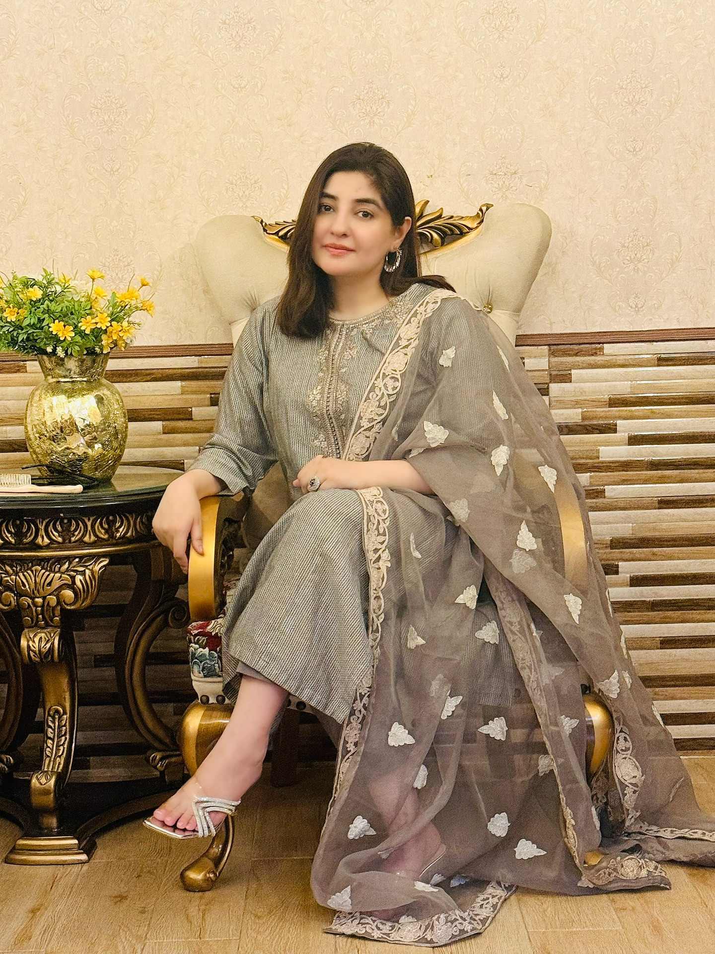 Gul Panra's feet