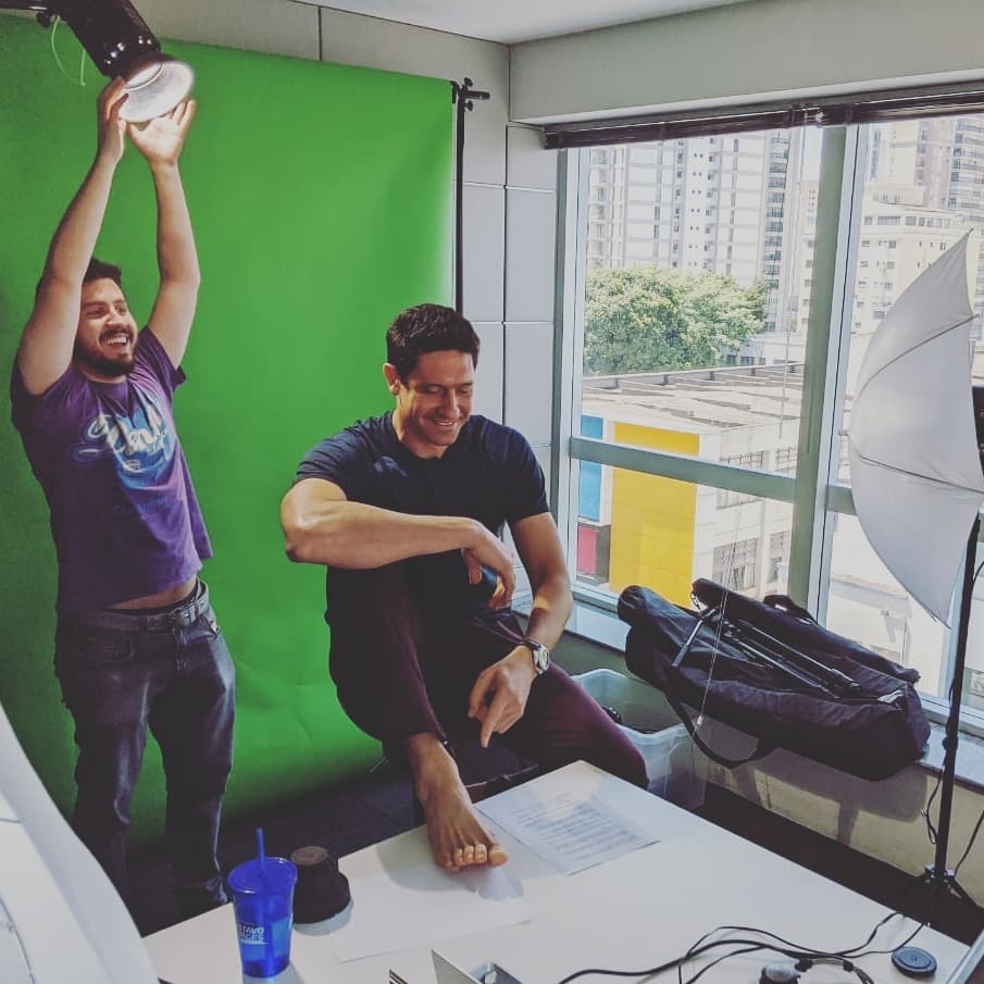 Gustavo Borges's feet