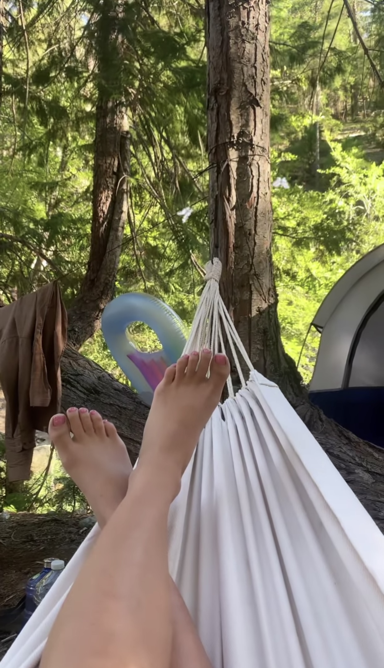 Haley Reinharts Feet