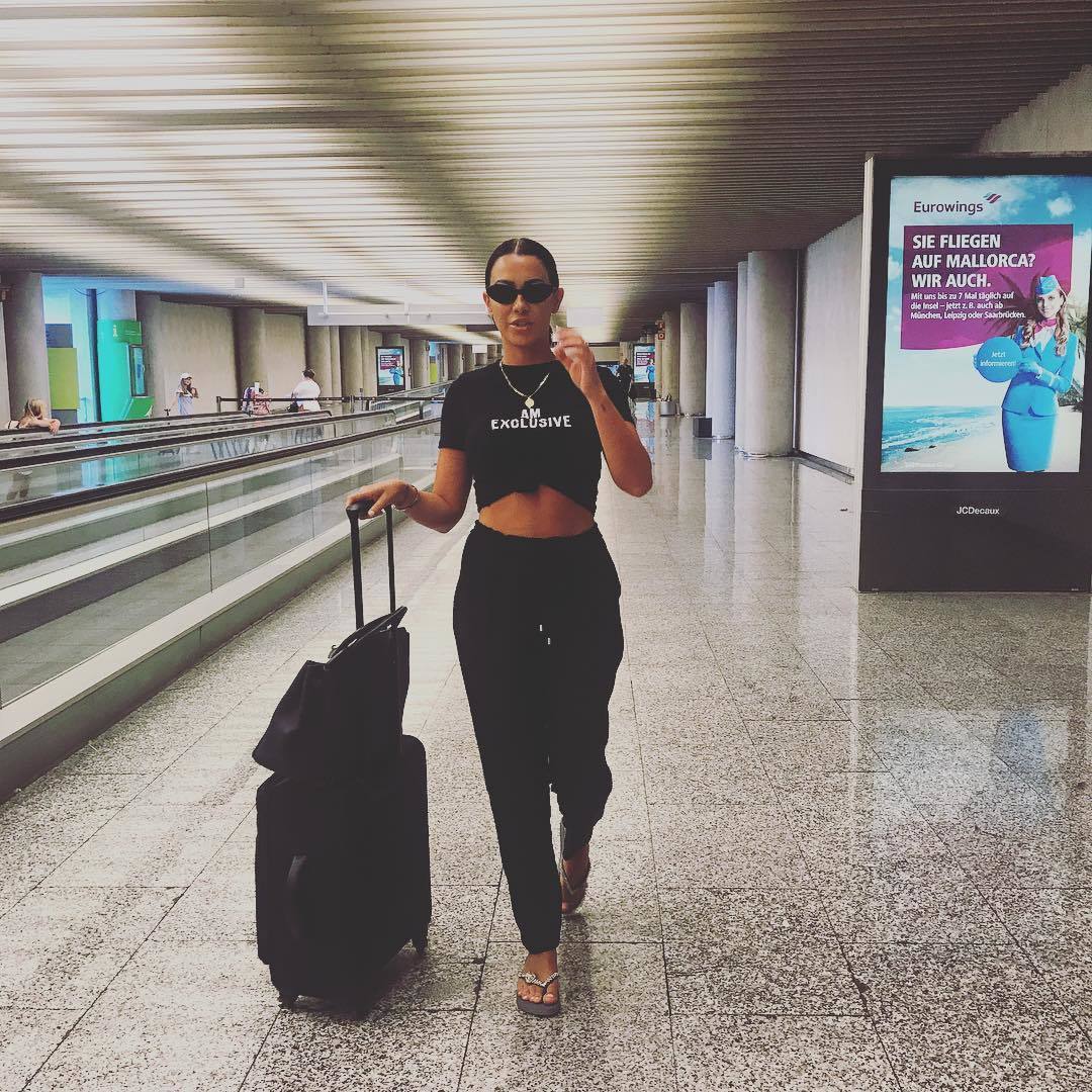 Harriette Harper's feet