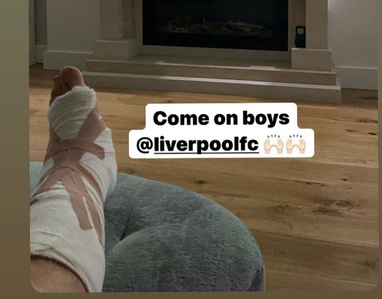 Harvey Elliott's feet