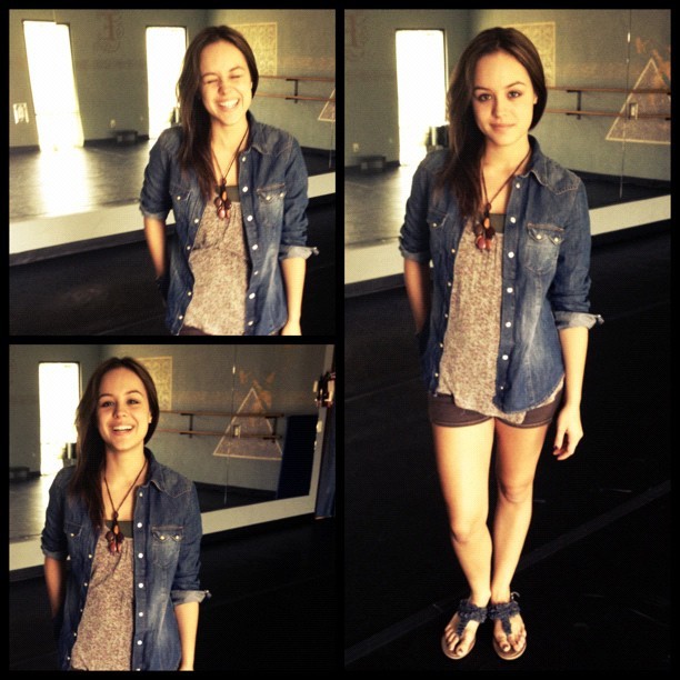 Hayley Orrantias Feet I Piedi Di Hayley Orrantia Celebrities Feet 2022