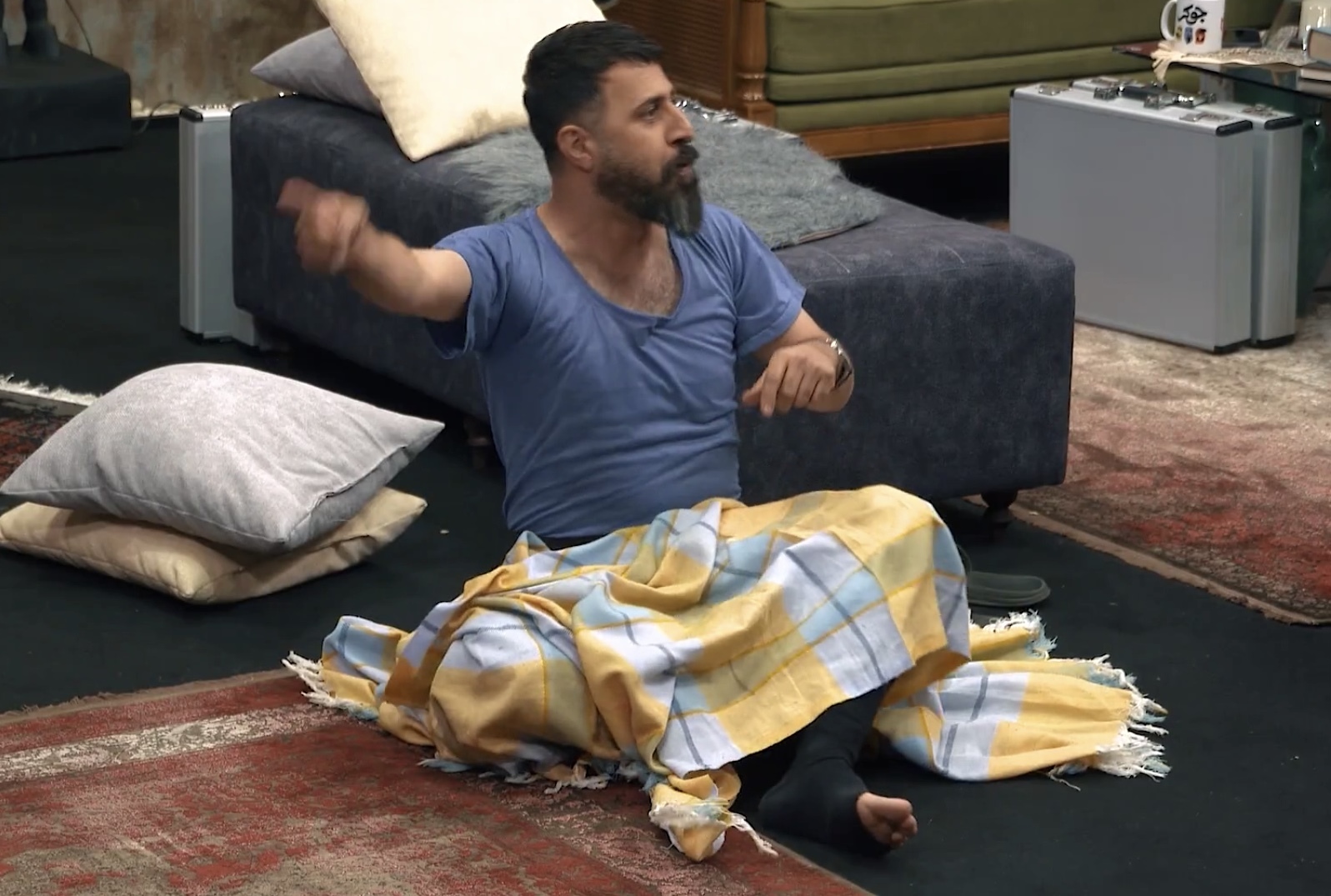 Hooman Hajabdollahi's feet