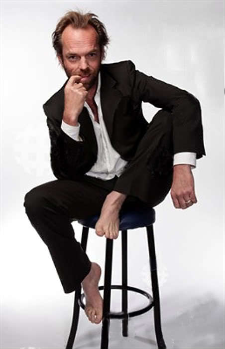 Hugo Weaving's feet