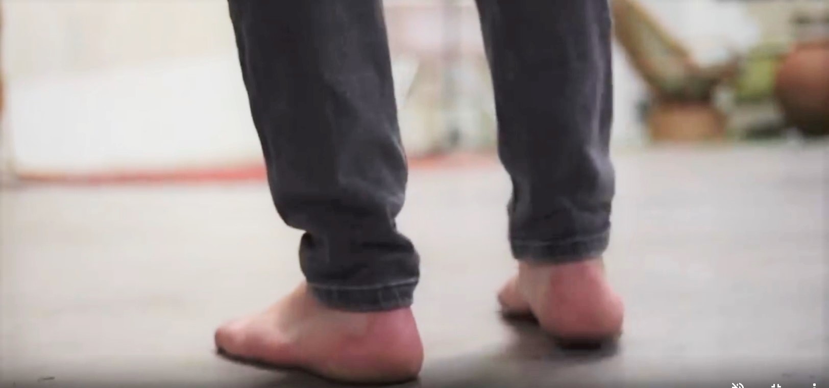 Ignacio Carrascal's feet
