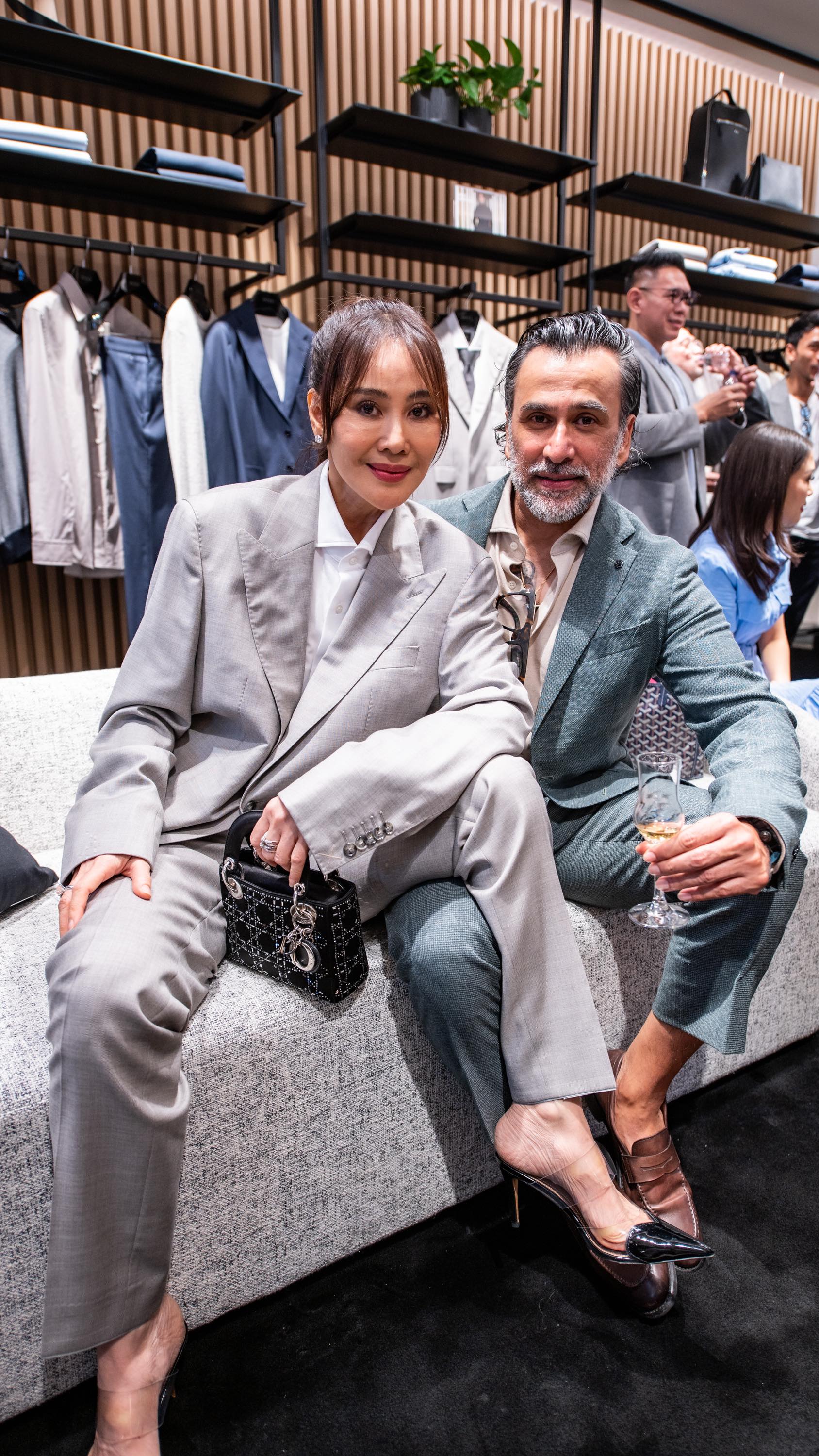Ina Thomas's feet