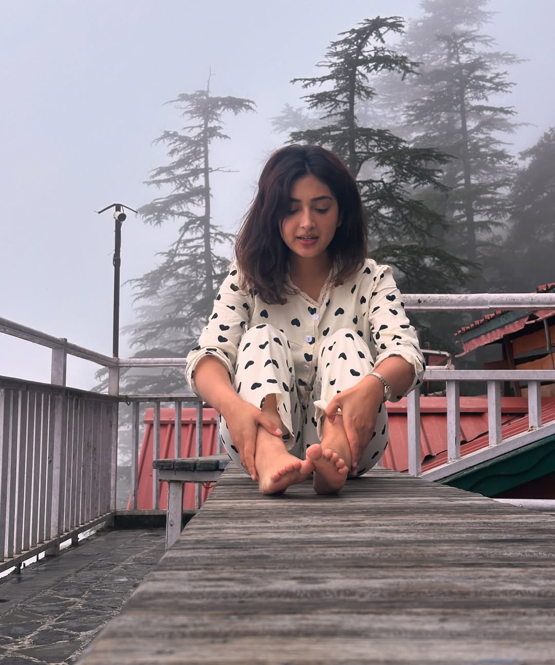 Isha Sharma's feet