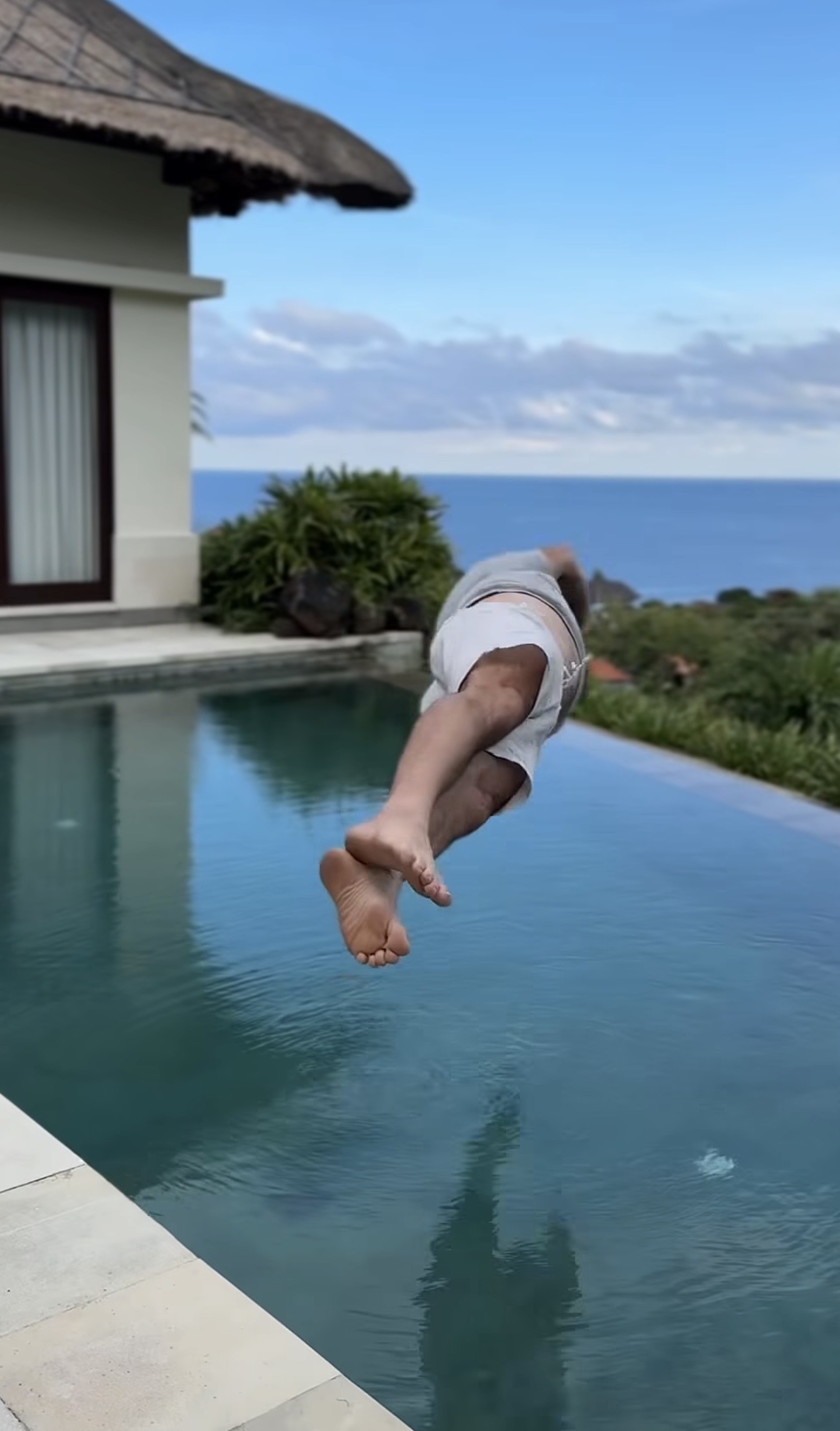 Jason Chambers's feet