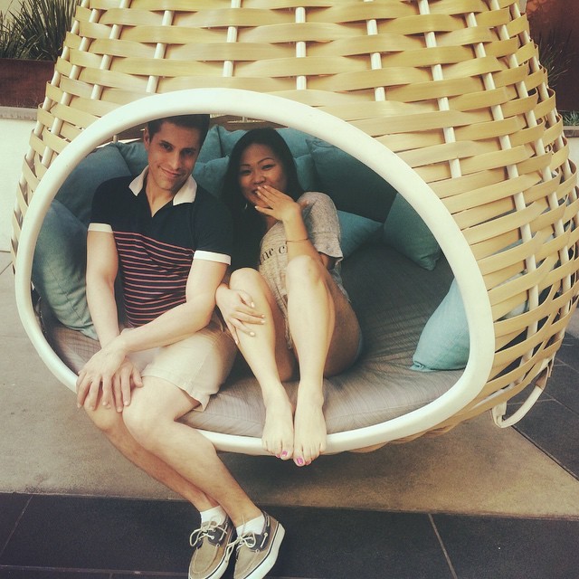 Jee Young Han's feet