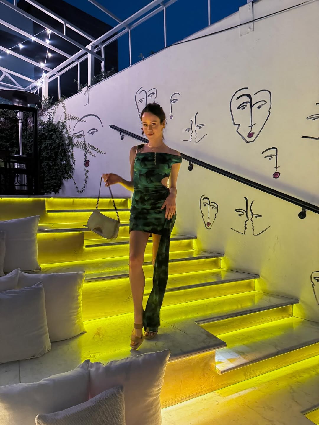 Jennifer Levinson's feet