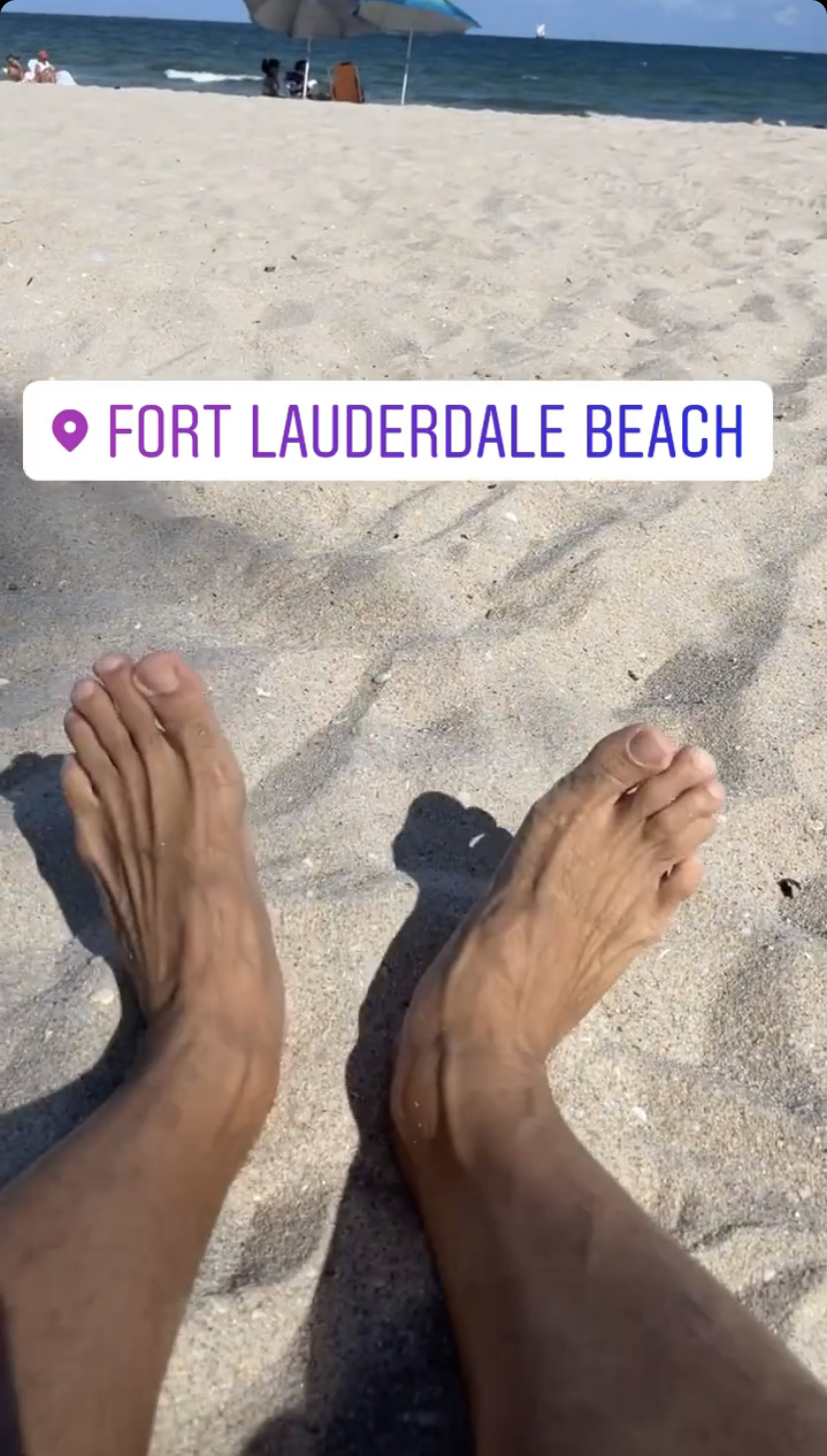 Jerome Precilla's feet