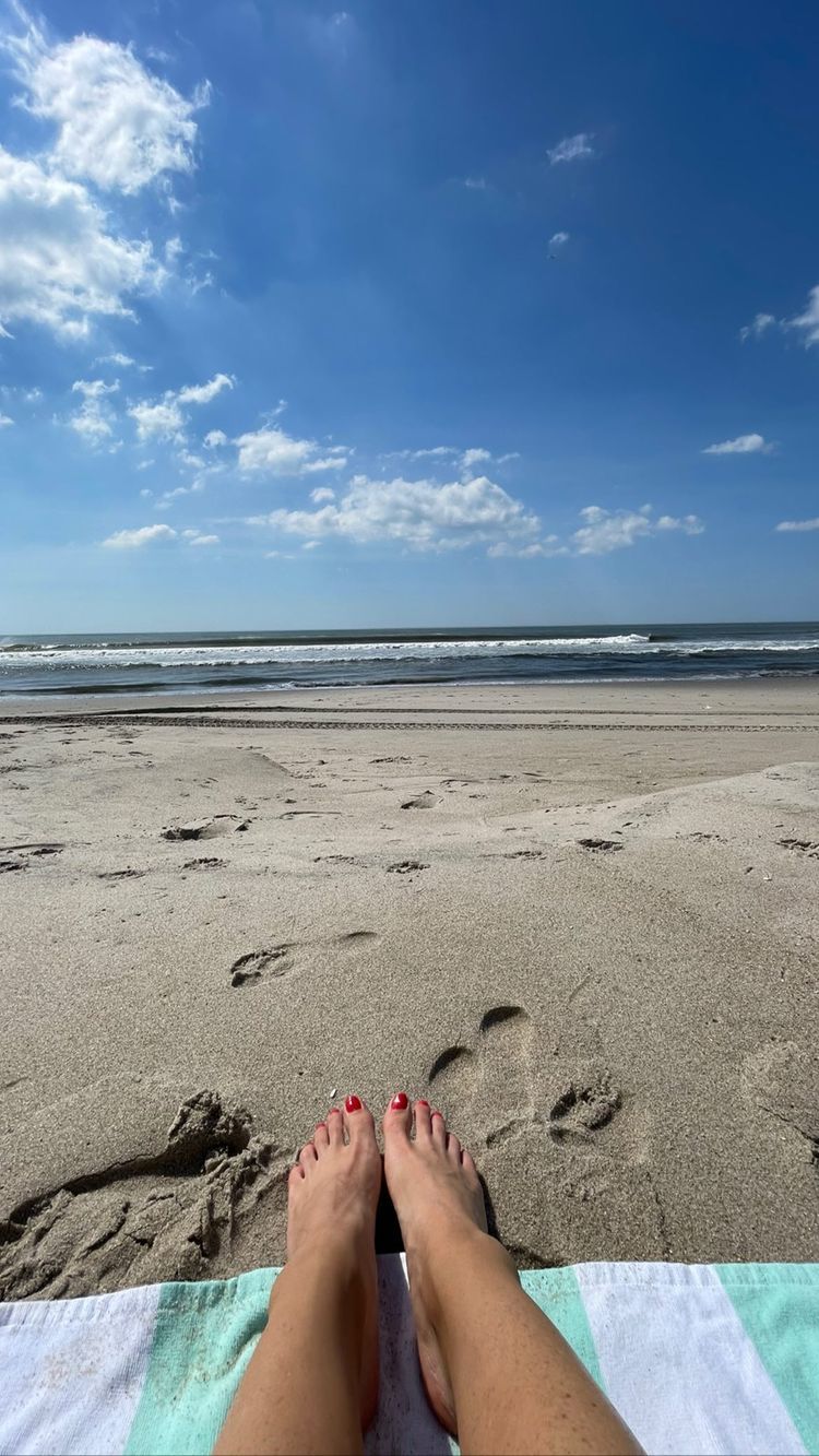 Jessica Cunnington's feet