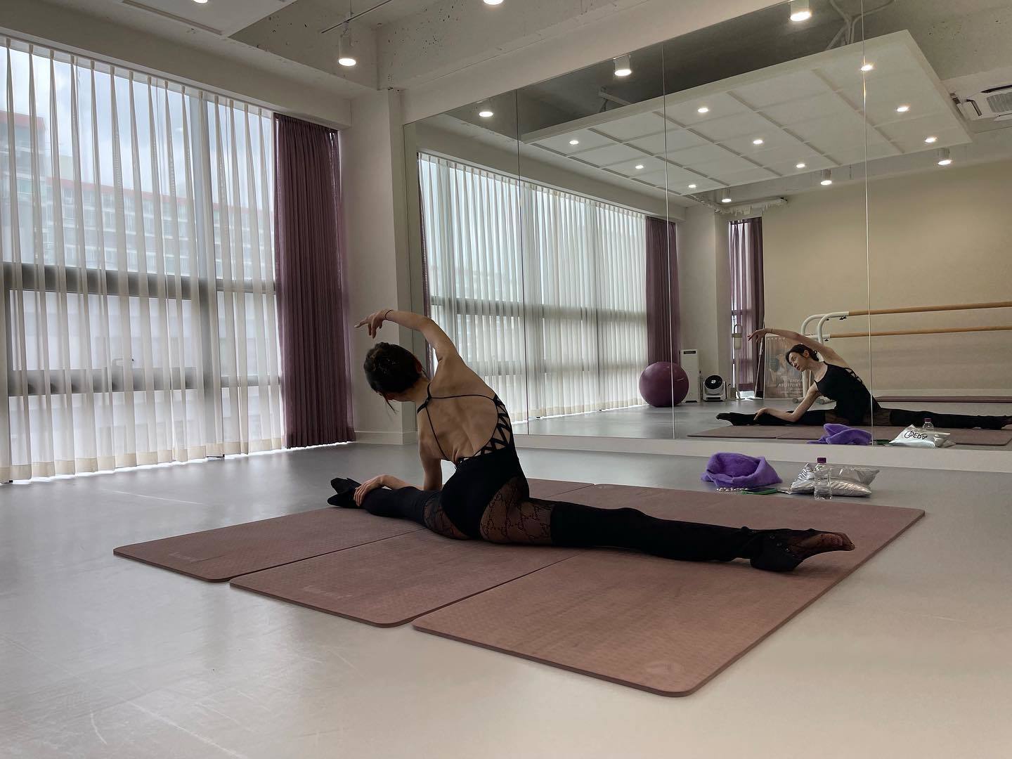 Ji Hyun Parks Feet