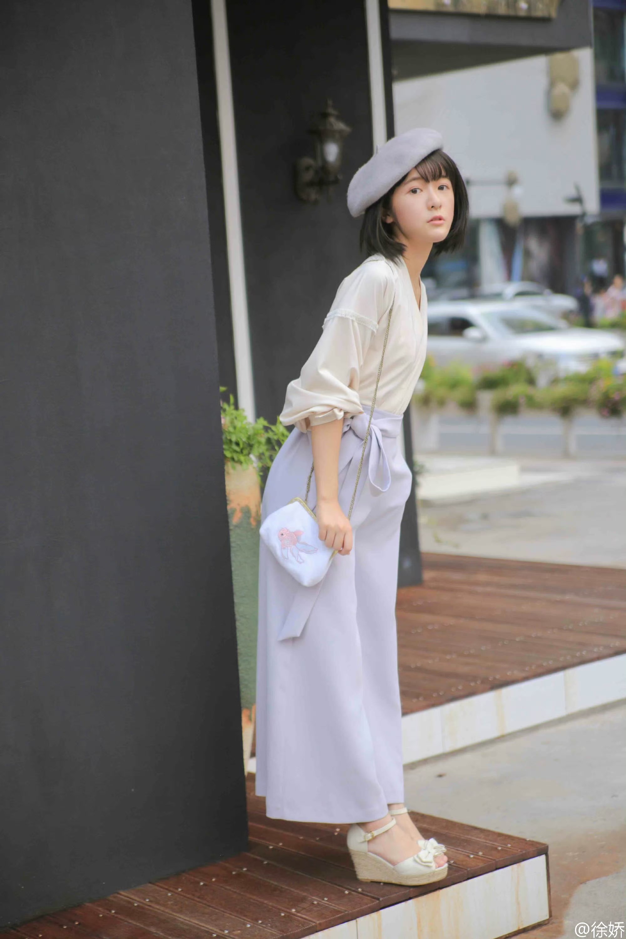 Jiao Xu's feet