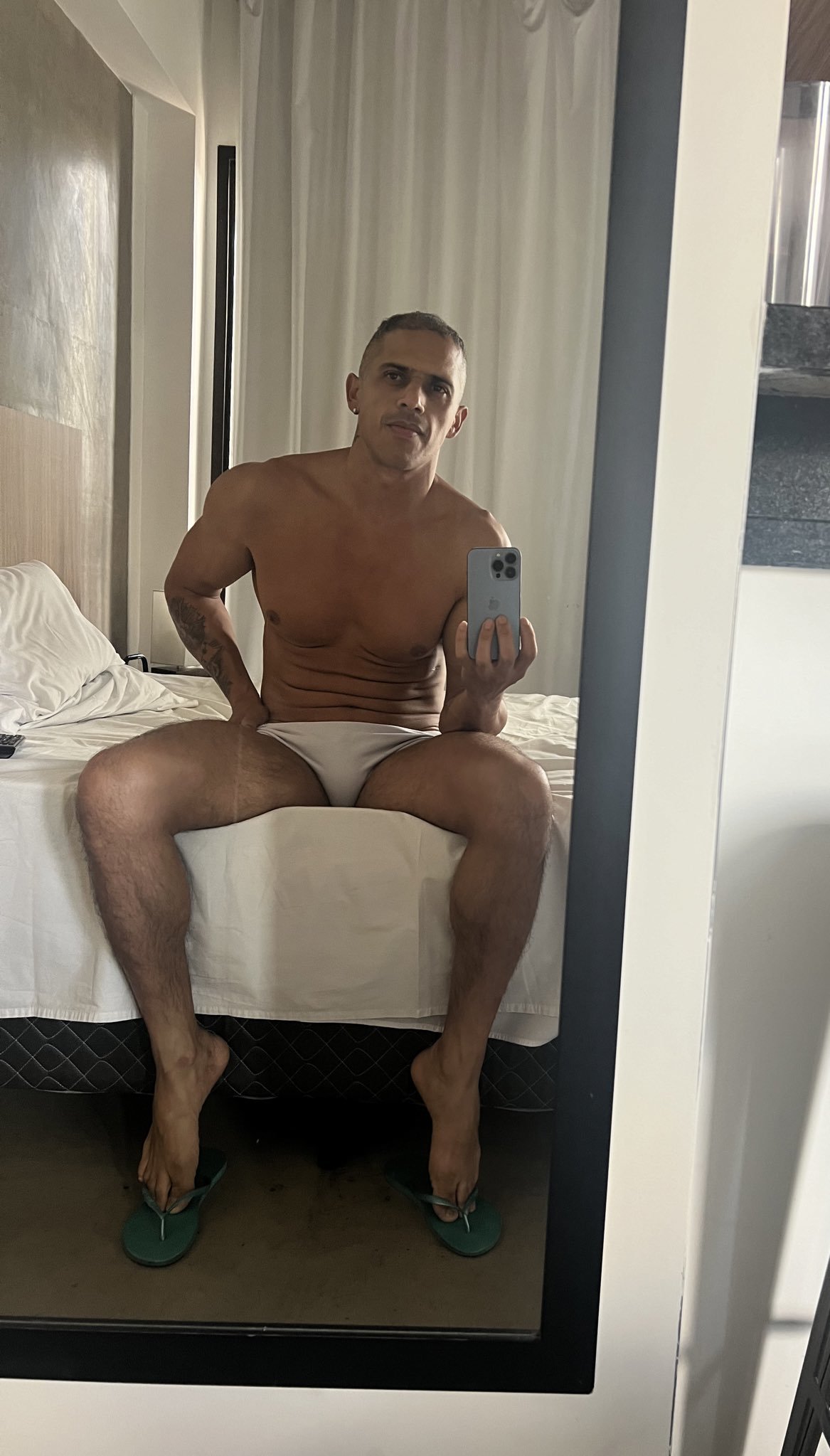 Johnny Louiss Feet