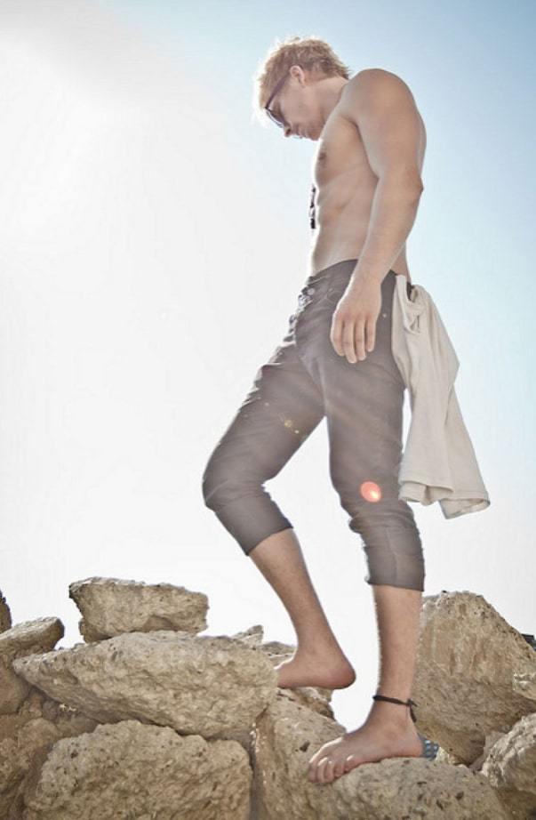 Jon Cor's feet