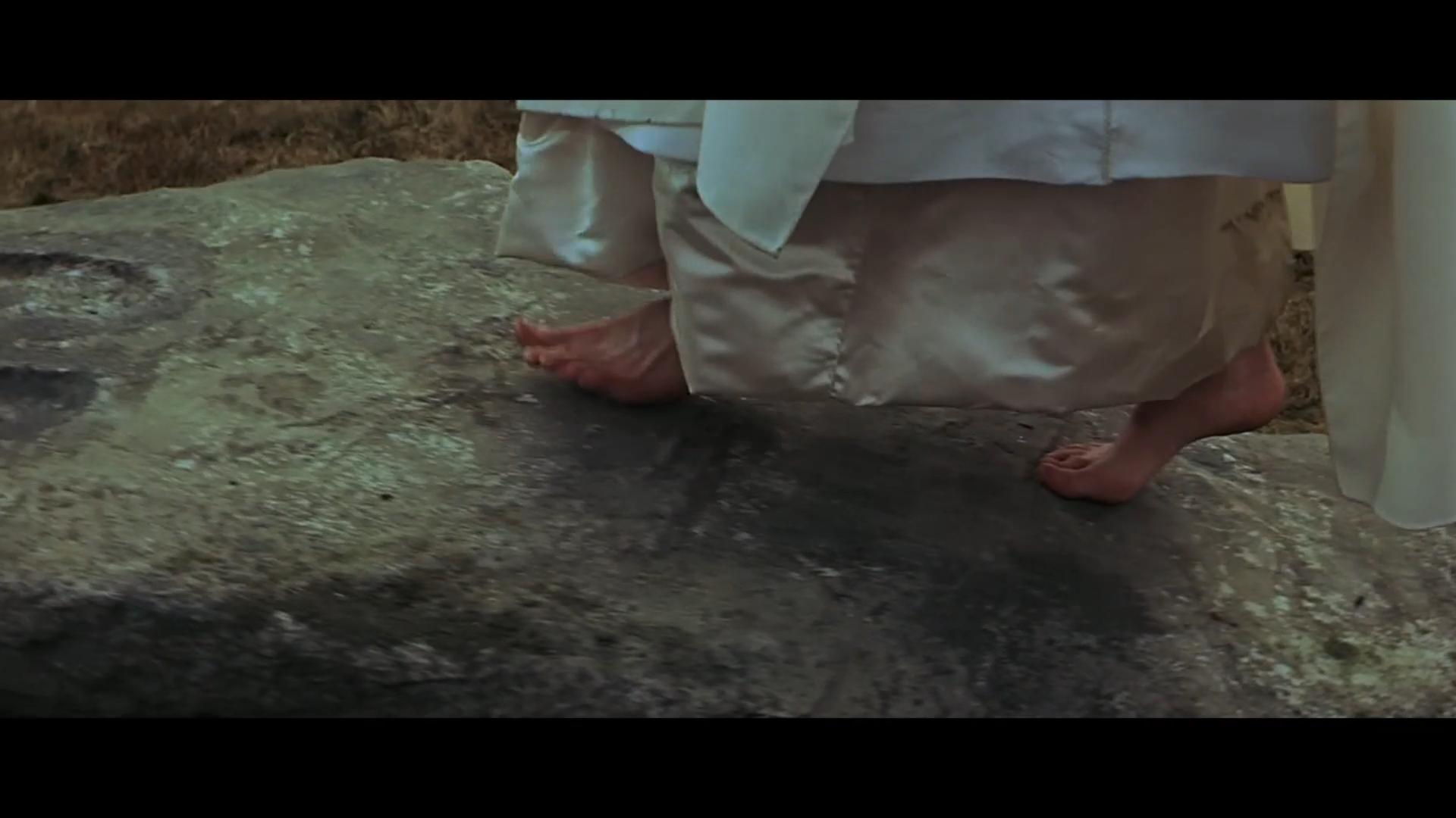 Jon Finch's feet