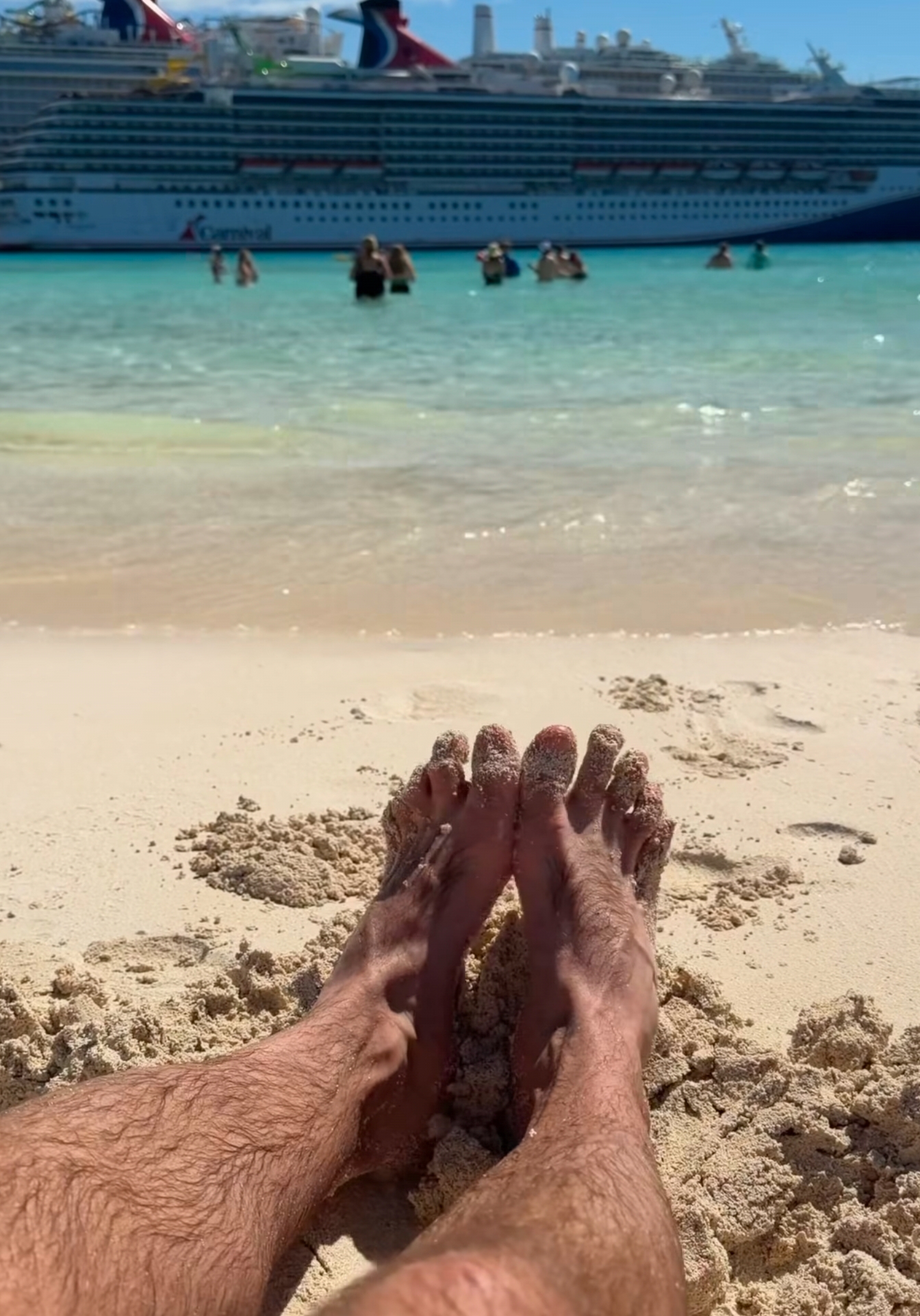 Jonathan Bennett's feet