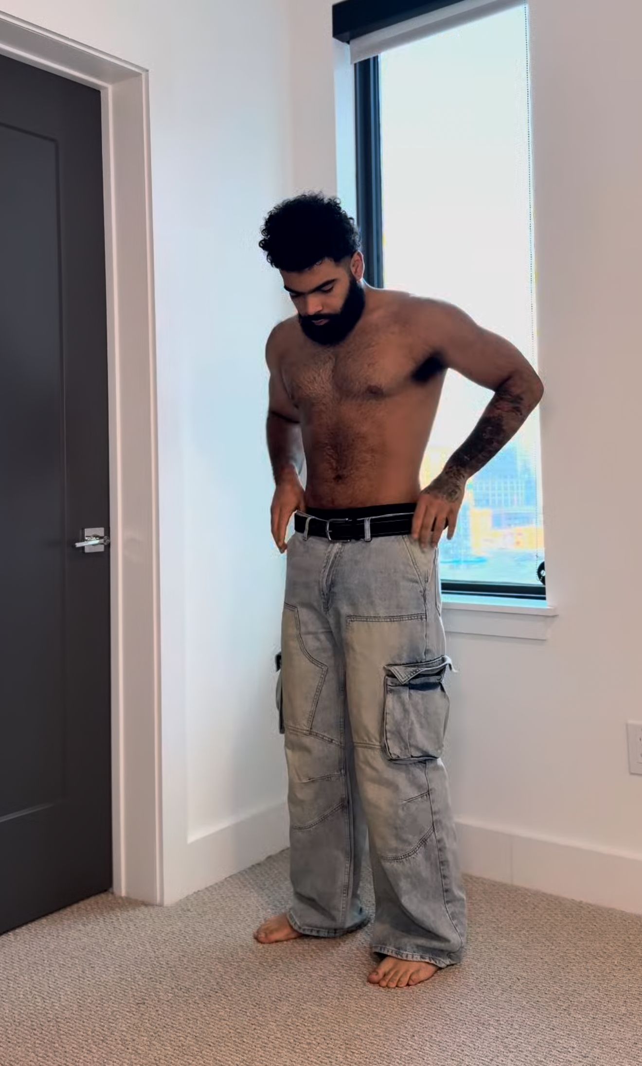 Jonathan Kyriacou's feet