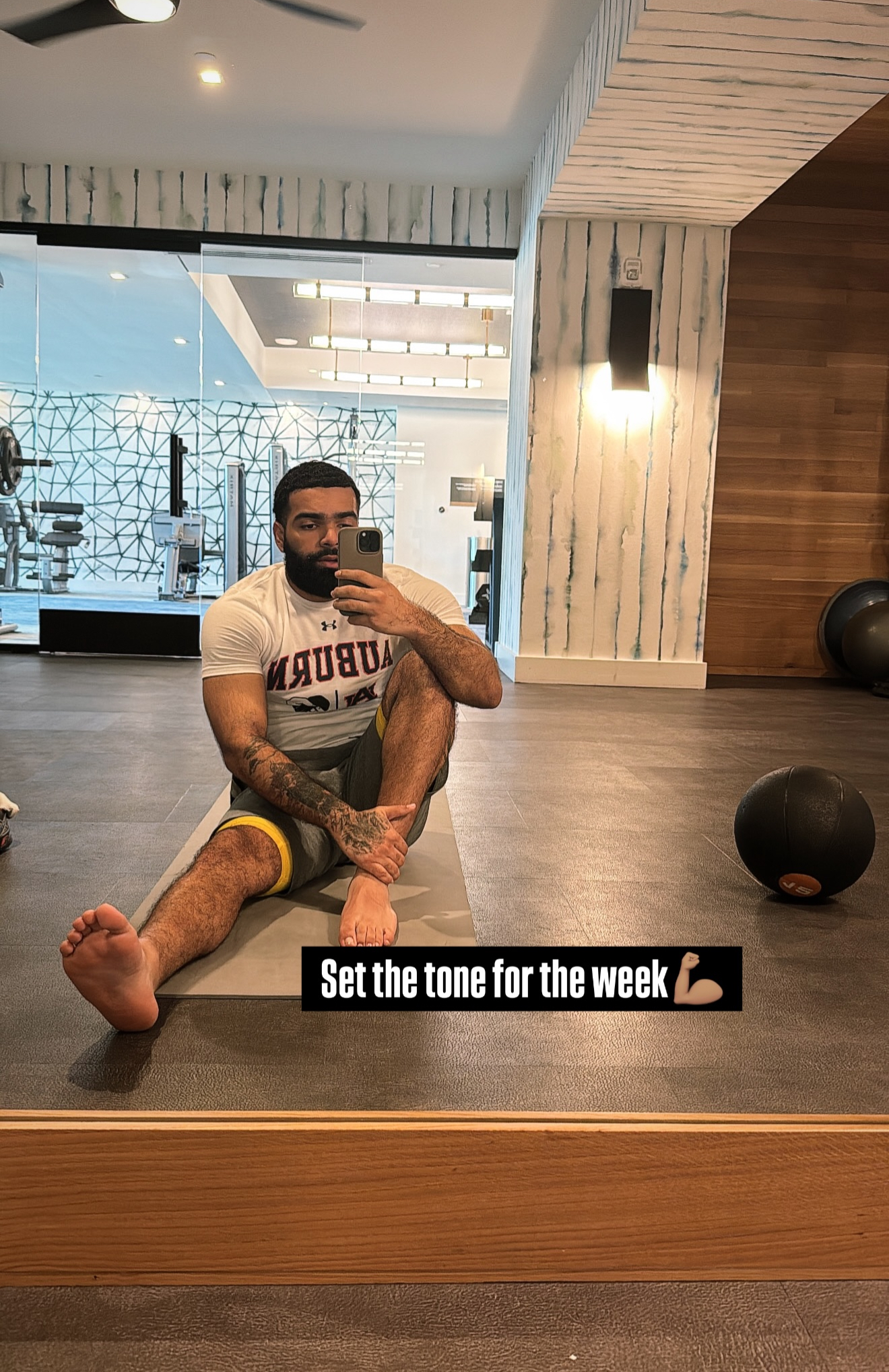 Jonathan Kyriacou's feet