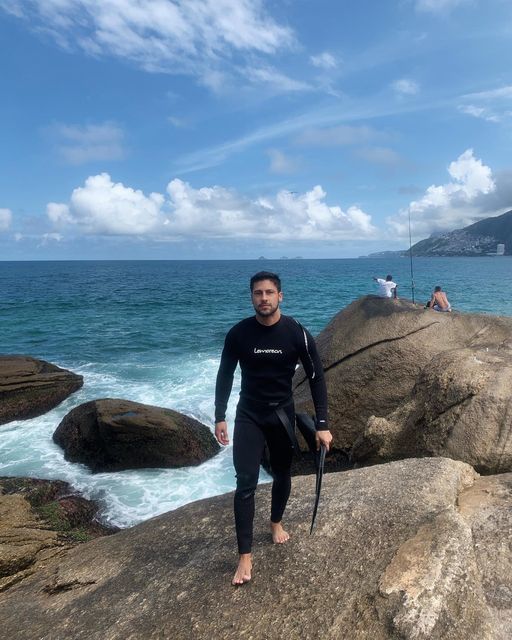 João Vitor Pimentel's feet