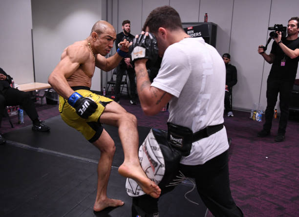 José Aldo's feet