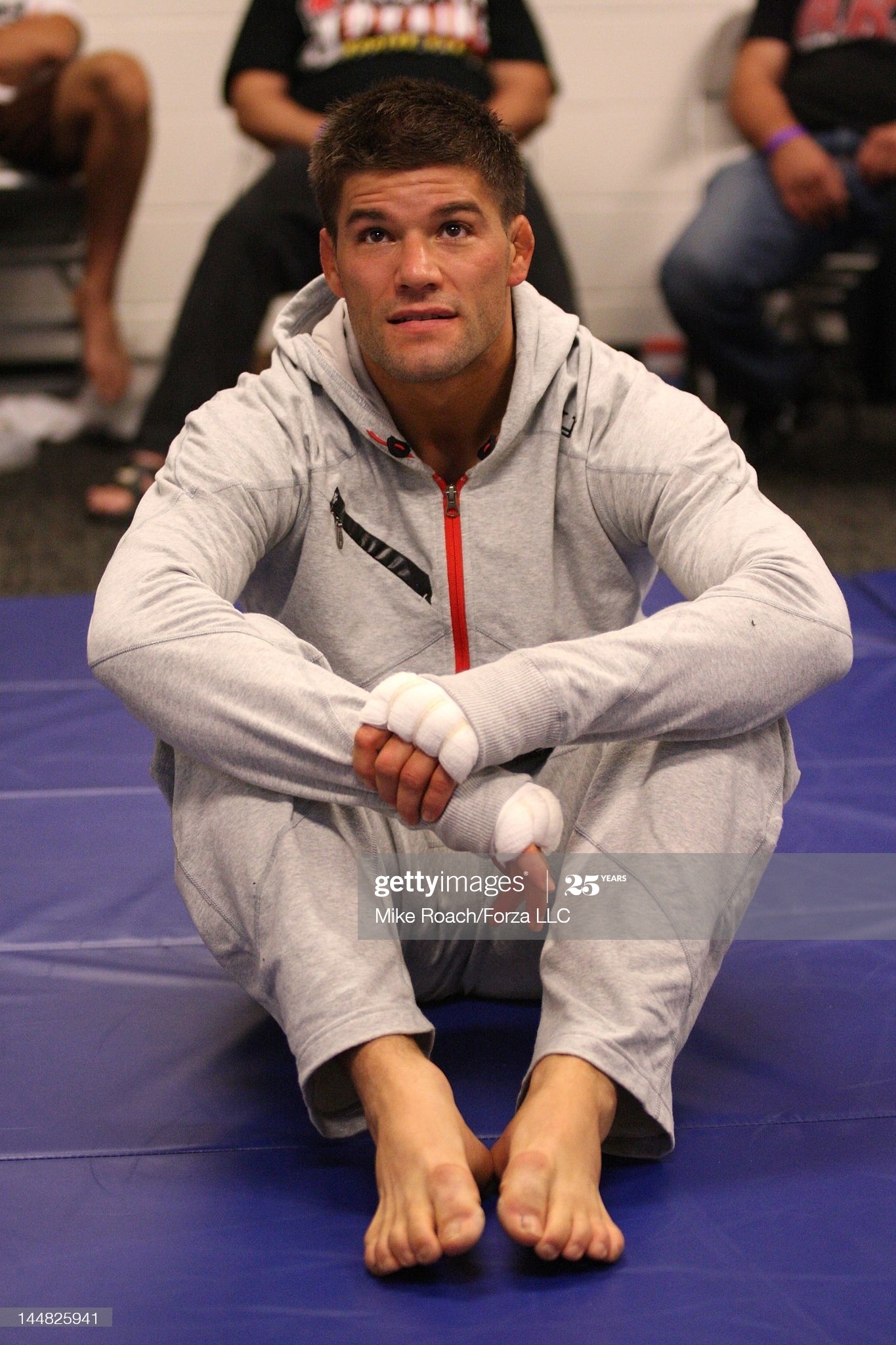 Josh Thomson's feet