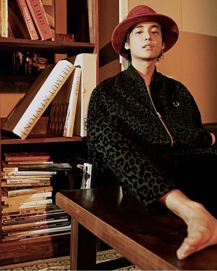 Jung Je-Won's feet