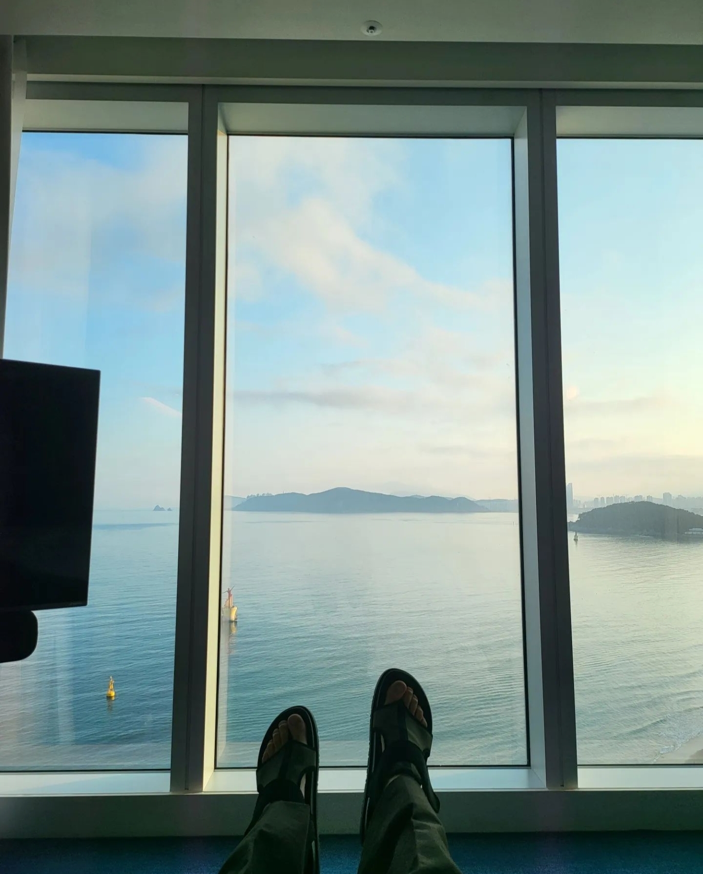 Kang Min Hyuks Feet