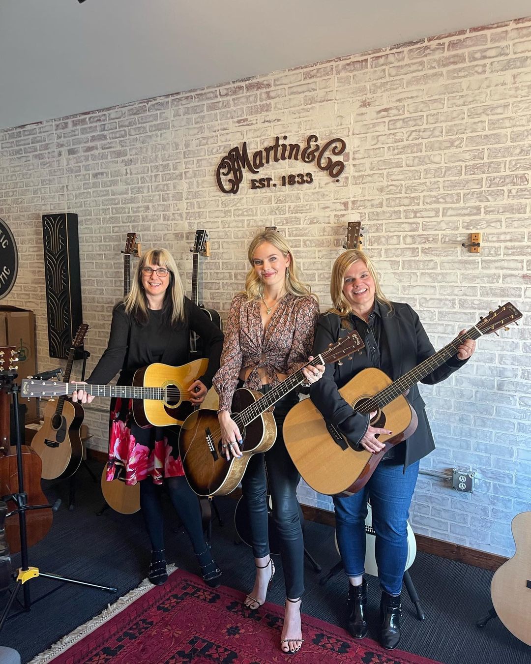 Karley Scott Collins's feet