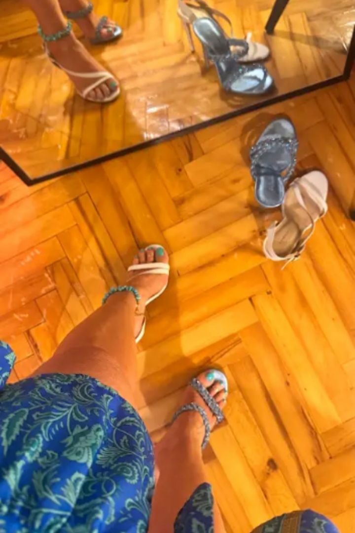Karolin Fisekci's feet