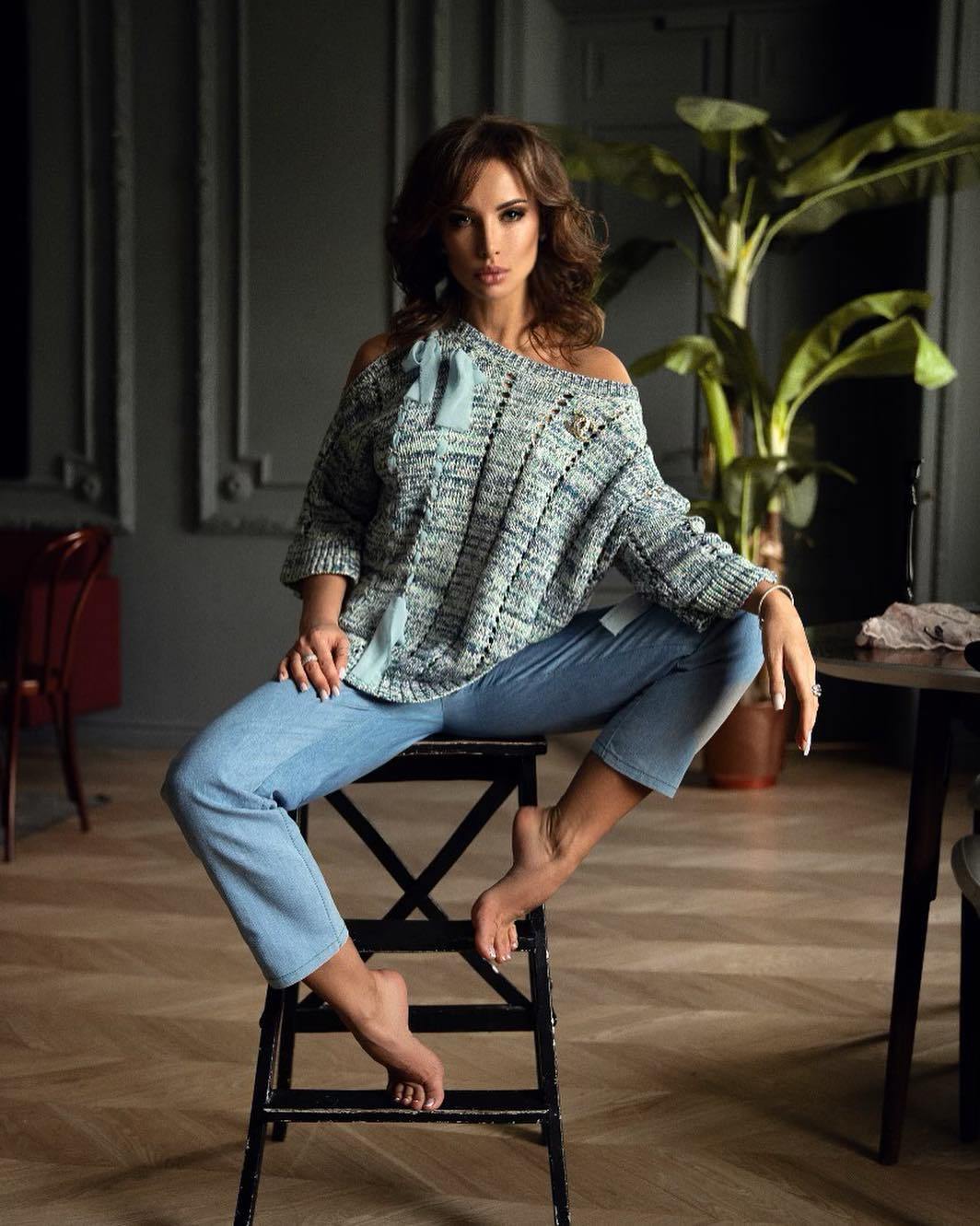 Katerina Kristall's feet