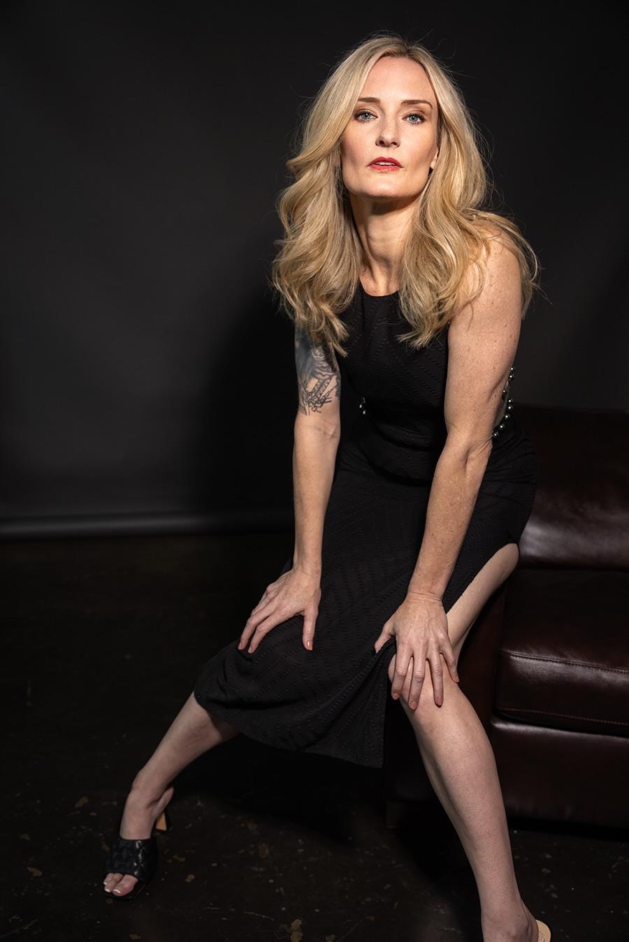 Katie Wards Feet 8178
