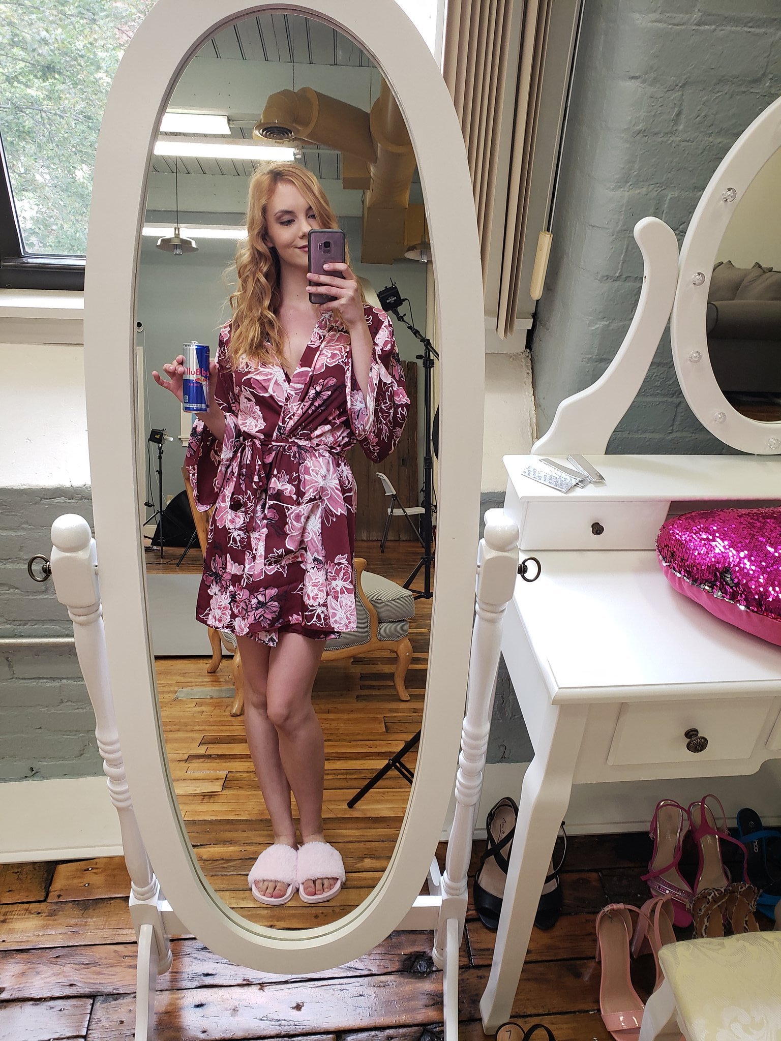 Kayla Coyote's feet