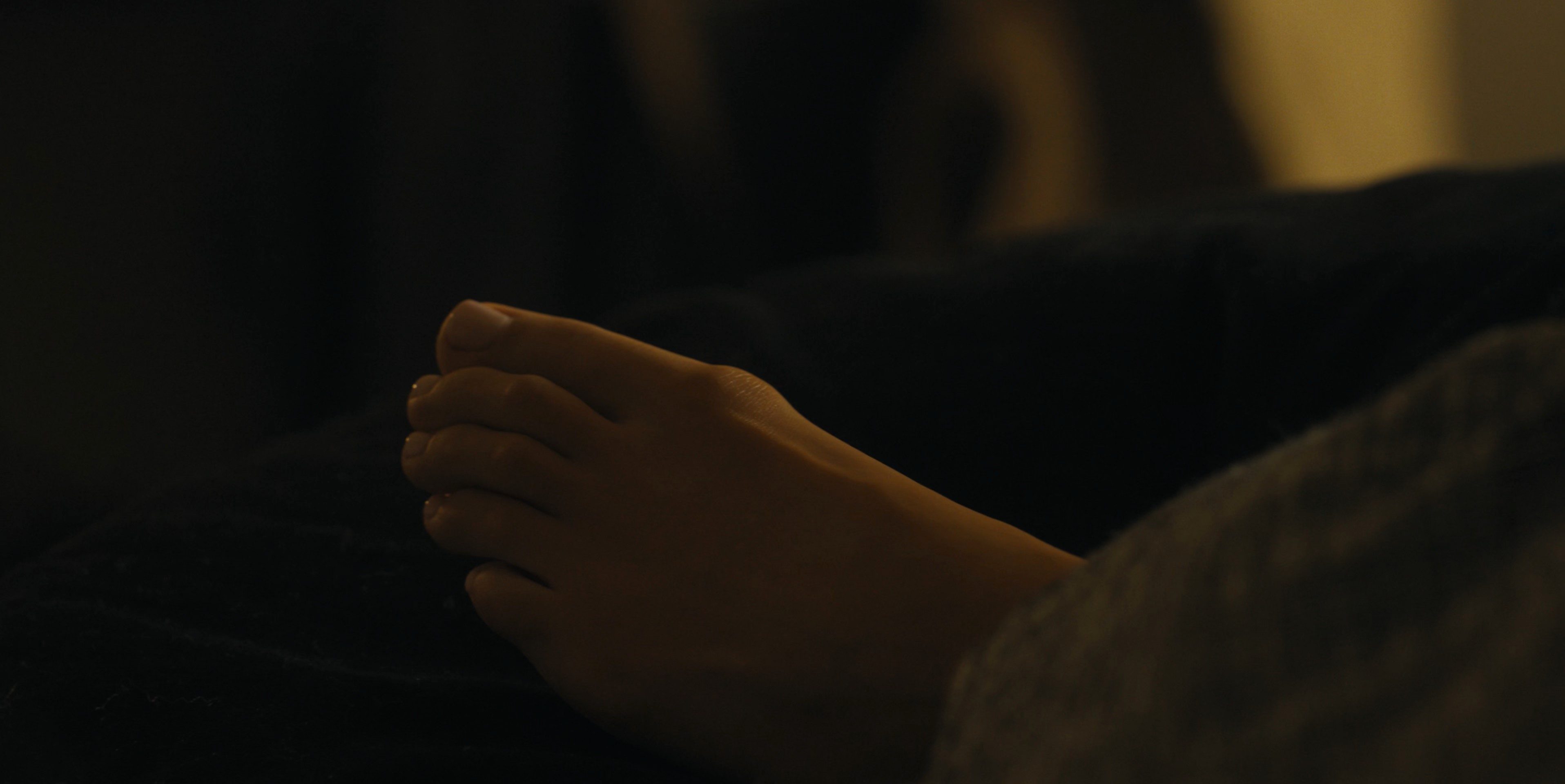 Kayla Wallace's feet