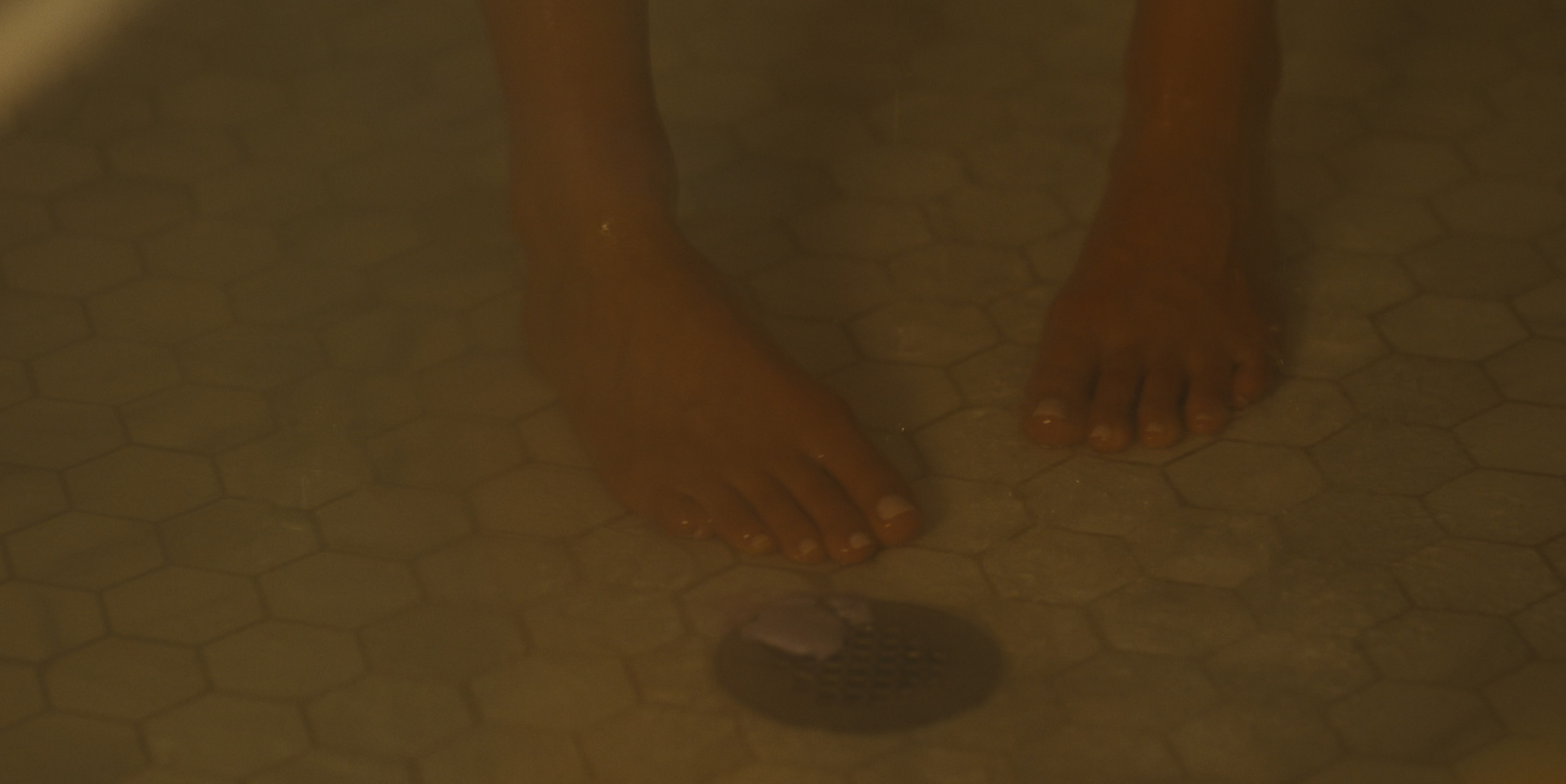 Kayla Wallace's feet