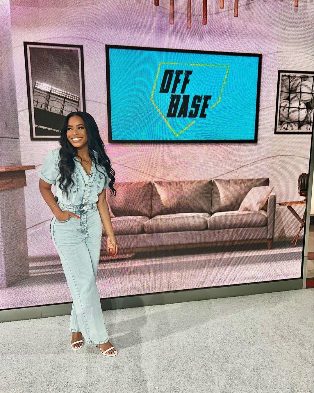 Keiana Martin's feet