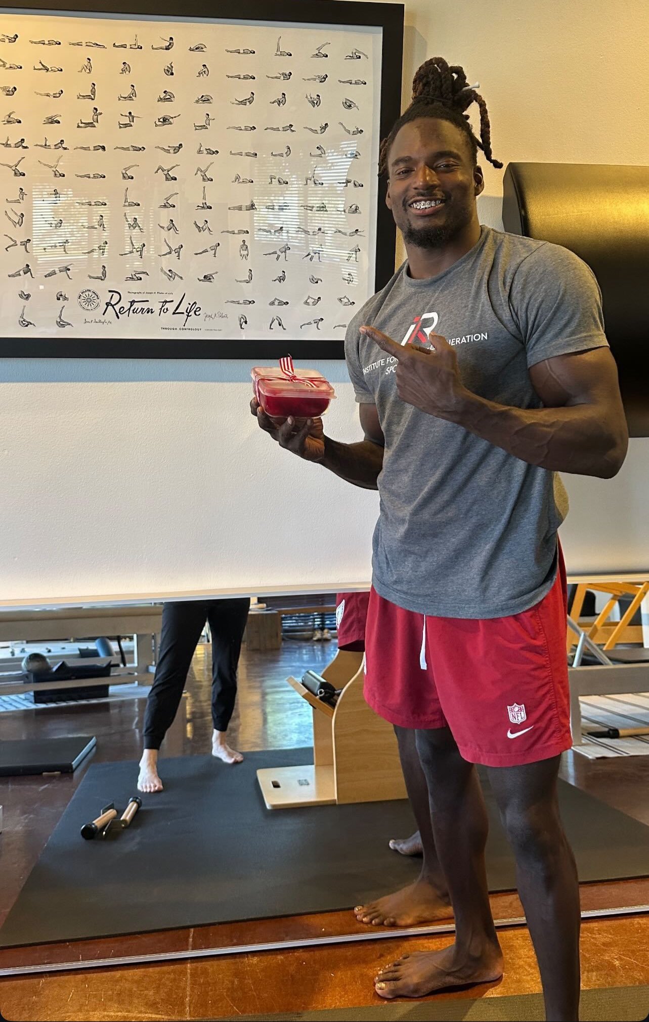 Keion Crossen's feet