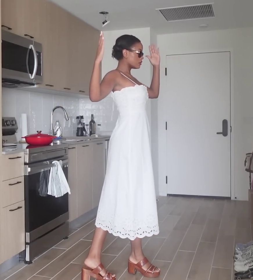 Kelly Stamps's feet