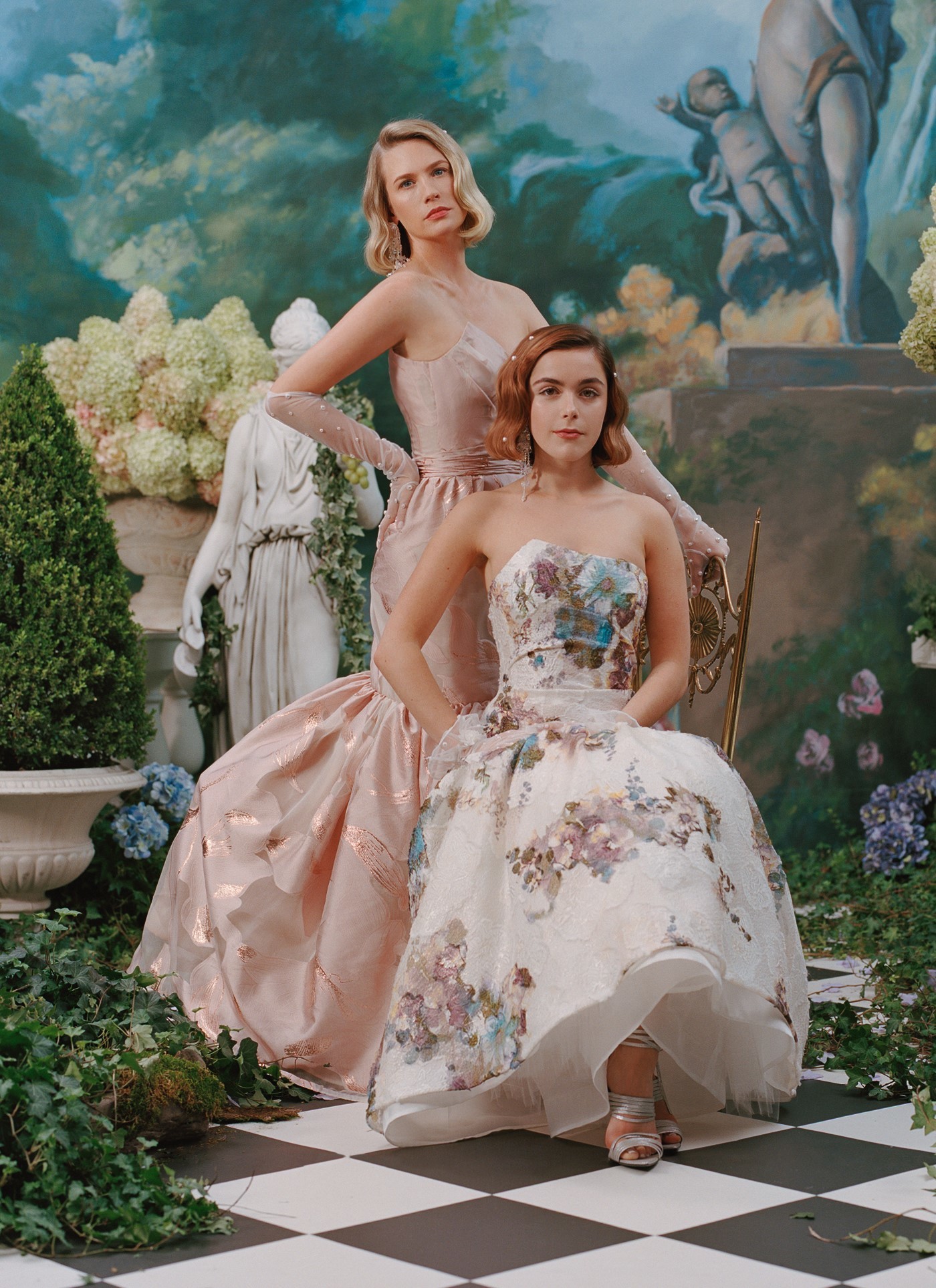 Kiernan Shipka S Feet