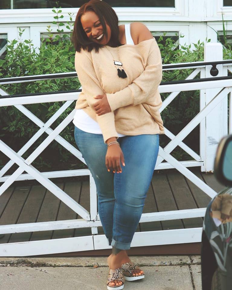 Kierra Sheard-Kelly's feet