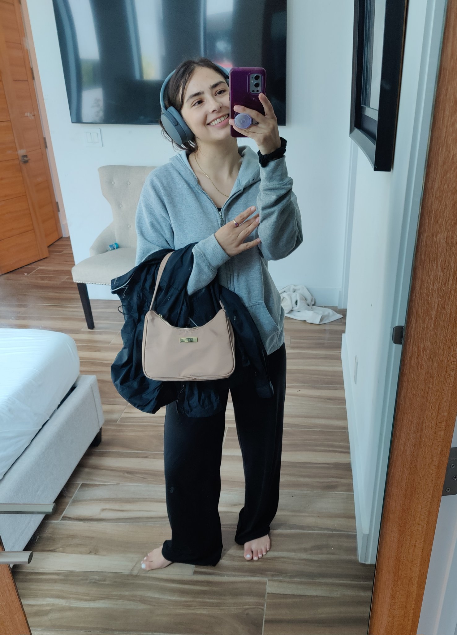 Kitty Valance's feet