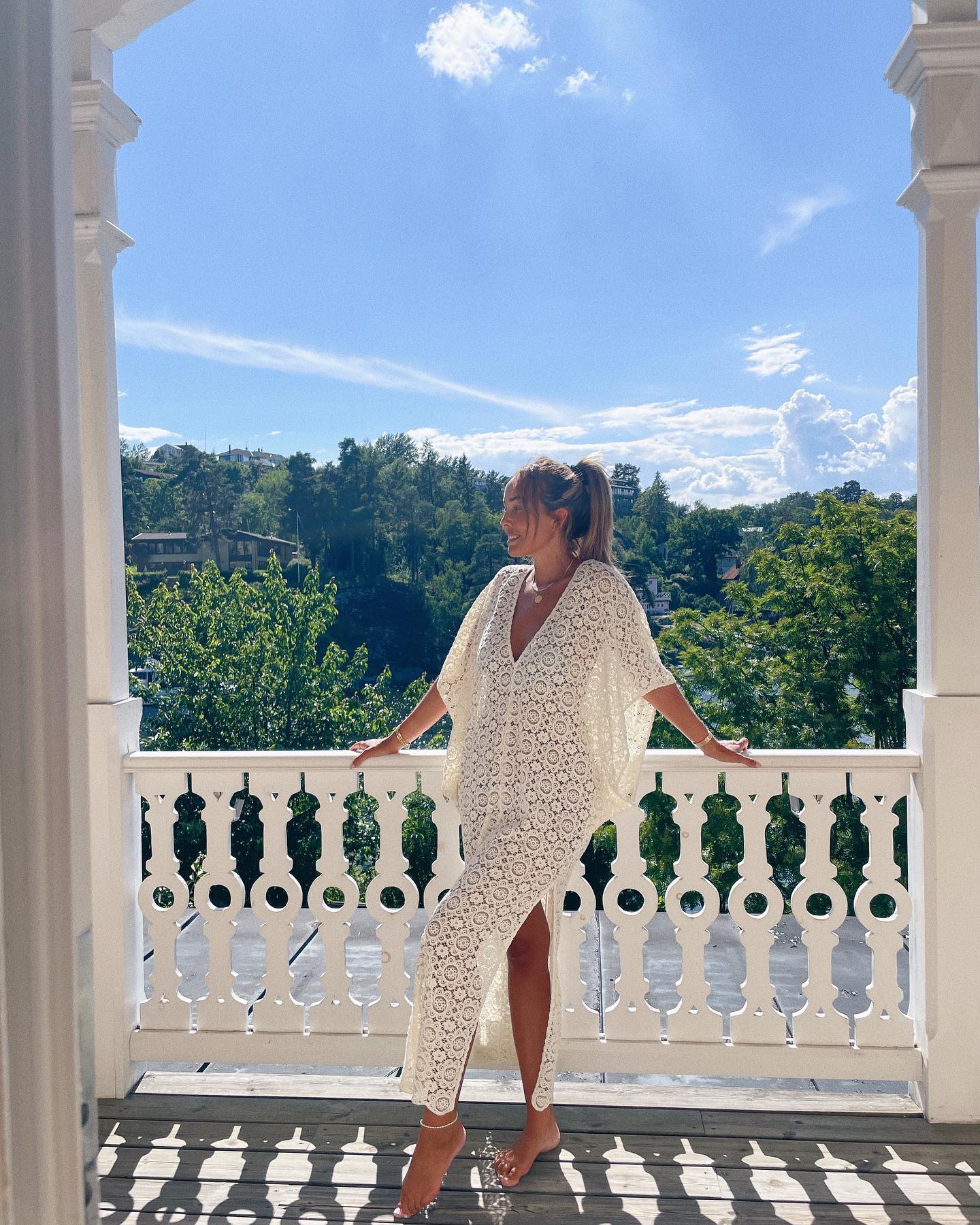 Klara Elvgren's feet