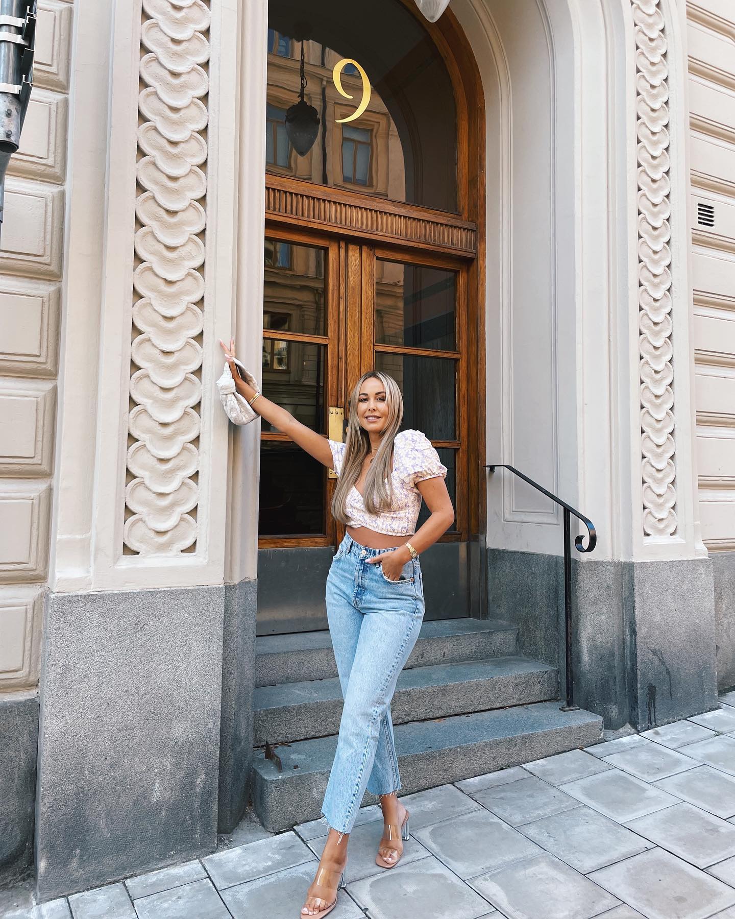 Klara Elvgren's feet