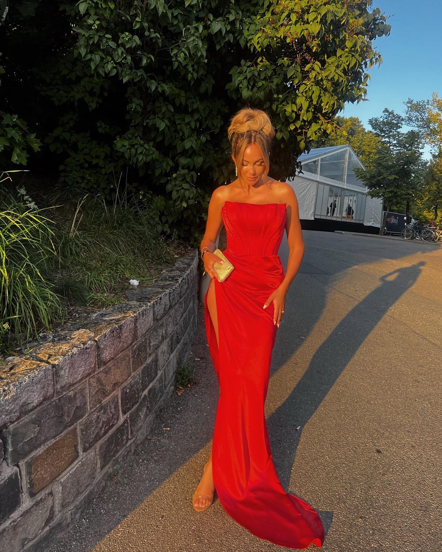 Klara Elvgren's feet