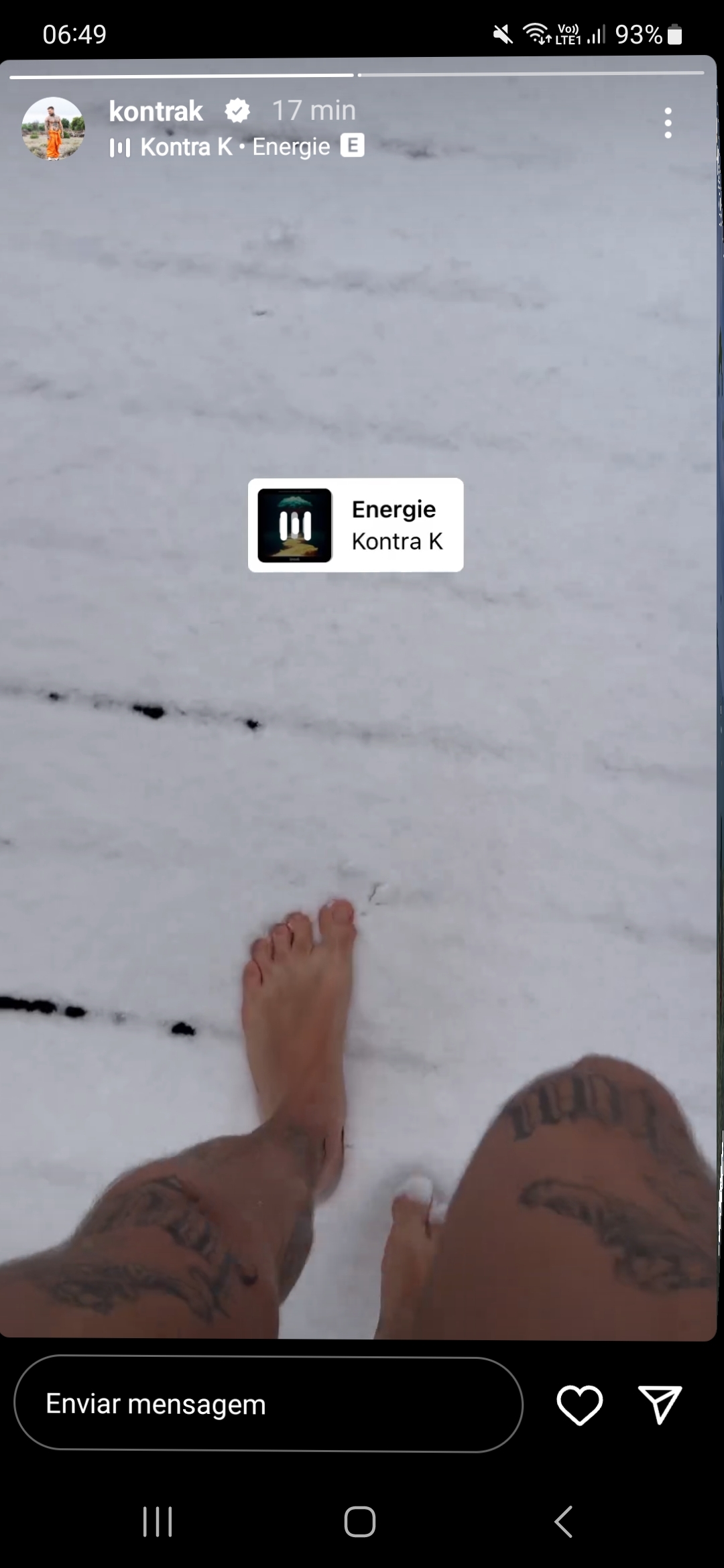 Kontra K's feet