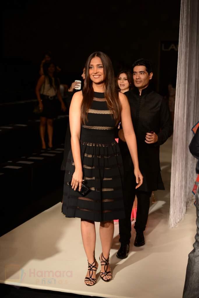 Lara Duttas Feet I Piedi Di Lara Dutta Celebrities Feet 2024