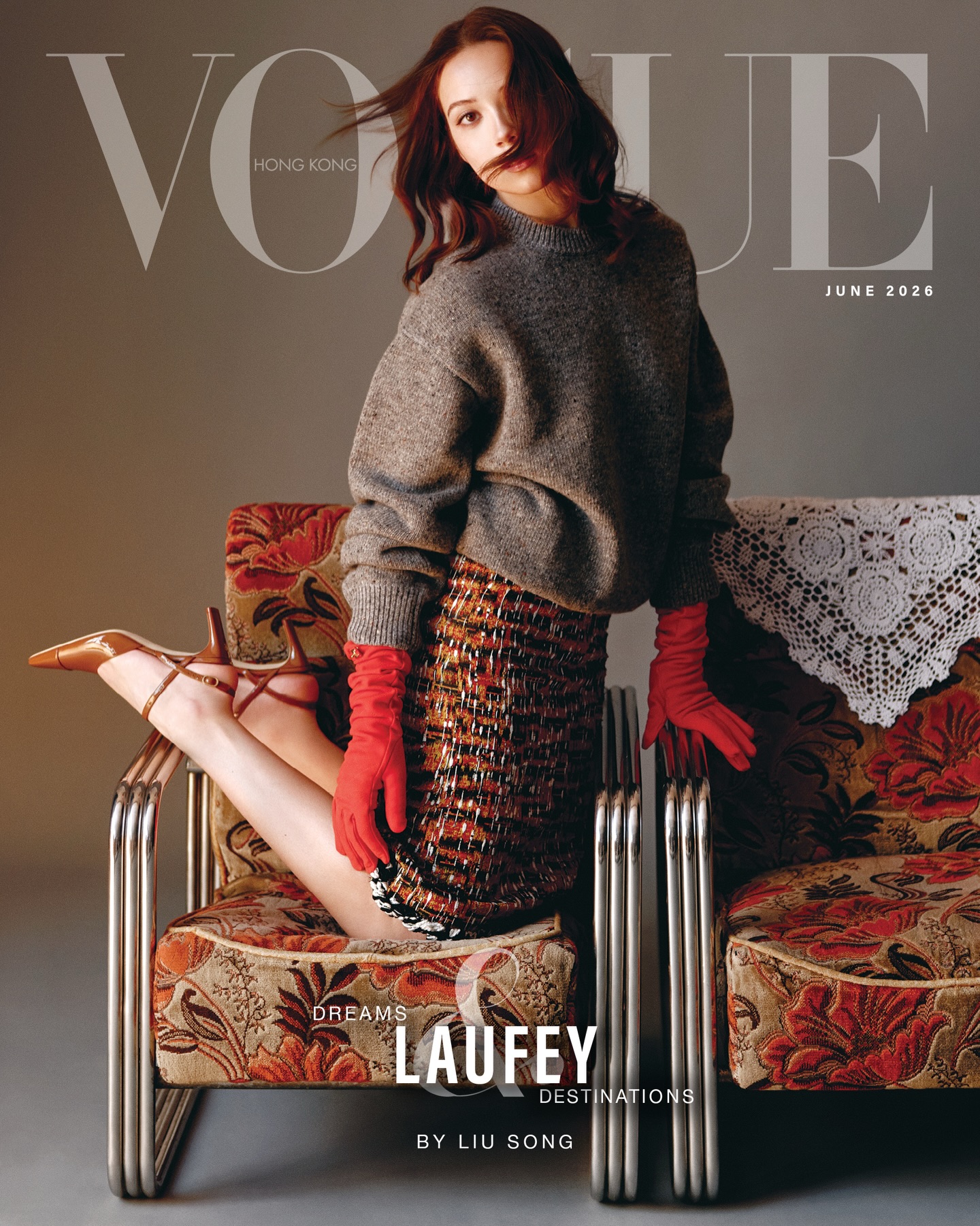 Laufey's feet